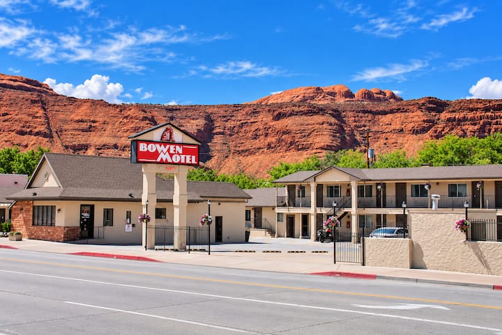 Bowen Motel Moab - Moab, UT