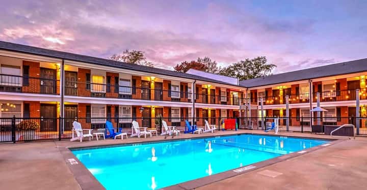 The Guest Lodge Gainesville - Gainesville, GA