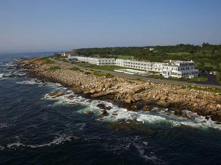 Ocean House Hotel At Bass Rocks - Massachusetts