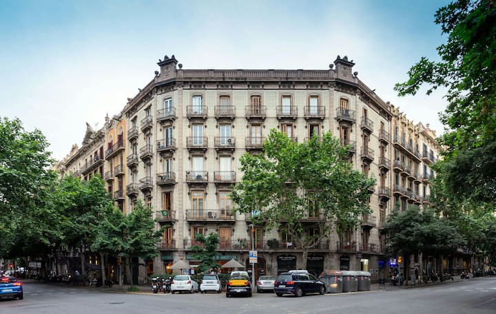 Primavera Hostel - Barcelona