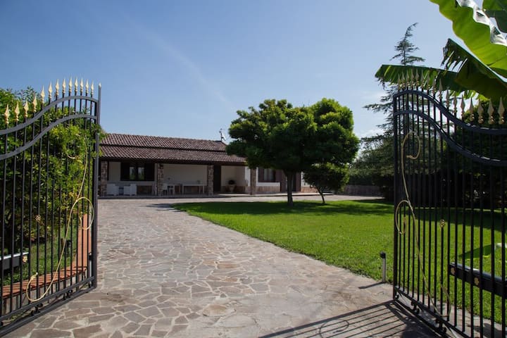 B&b Villa Dei Sogni Eboli - Éboli