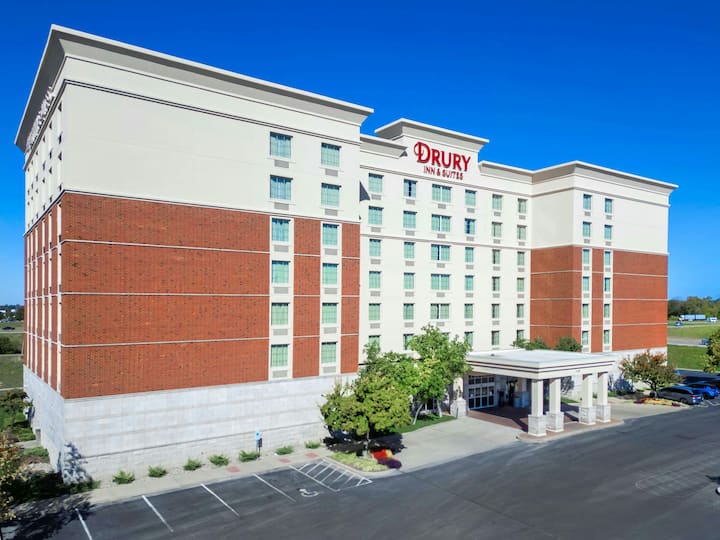 Drury Inn And Suites St Louis Ofallon Il - Belleville, IL