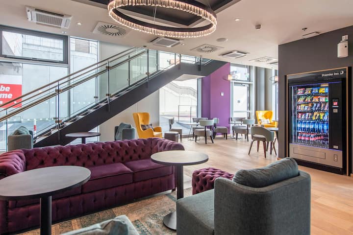 Premier Inn Stuttgart City Centre - Stuttgart