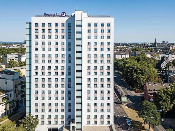 Premier Inn Köln City Süd - Köln