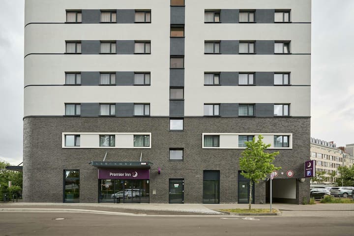 Premier Inn Saarbrücken City Congresshalle - Saarbrücken