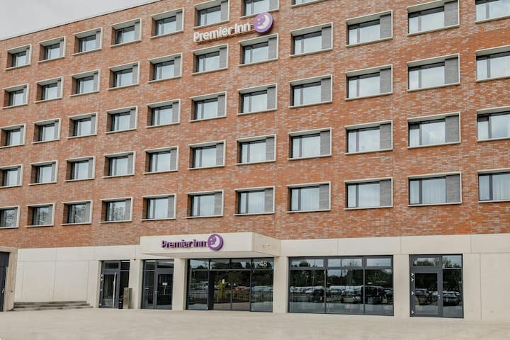 Premier Inn Karlsruhe City Am Wasserturm - Karlsruhe