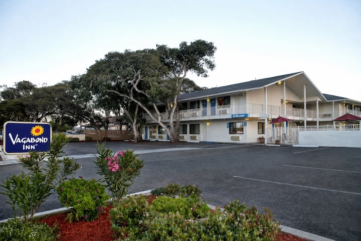 Vagabond Inn Monterey - Monterey, CA