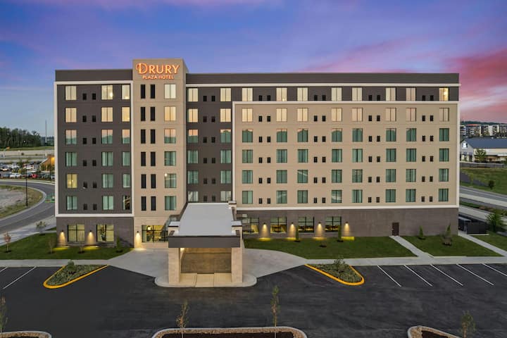 Drury Plaza Hotel Nashville Southeast Century Farm -