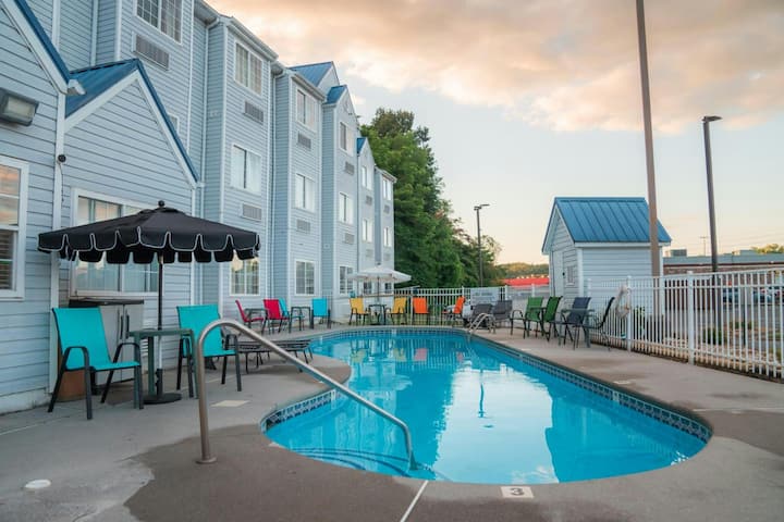 Guest Inn Pigeon Forge - Pigeon Forge, TN