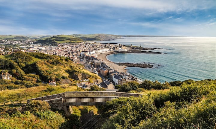 Upper Borth, Morfa Borth, イギリス Vacation Rentals - Airbnb
