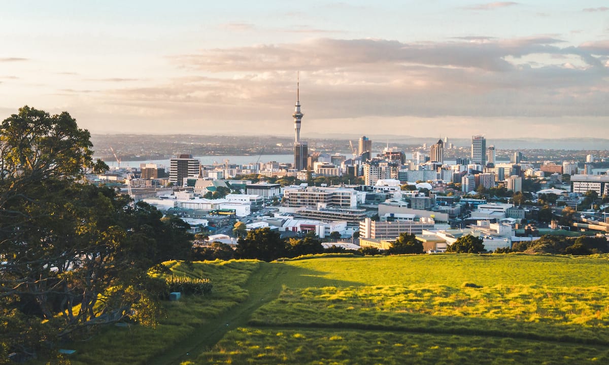 Lugares para quedarse cerca de Long Bay Regional Park en Auckland ...