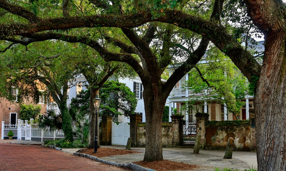 Places To stay near McLeod Plantation Historic Site in Charleston (5 ...