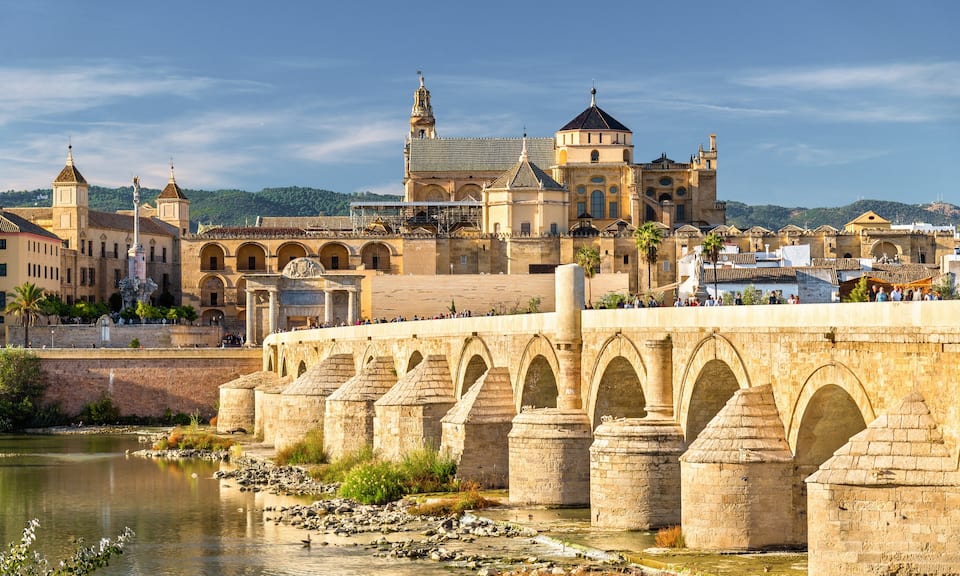 Places To stay near Roman Bridge of Córdoba in Córdoba - Distrito Sur ...