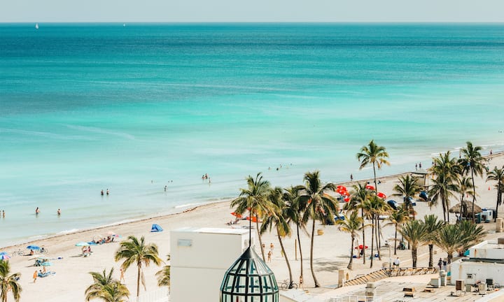 Hollywood Beach, Florida Vacation Rentals - Airbnb