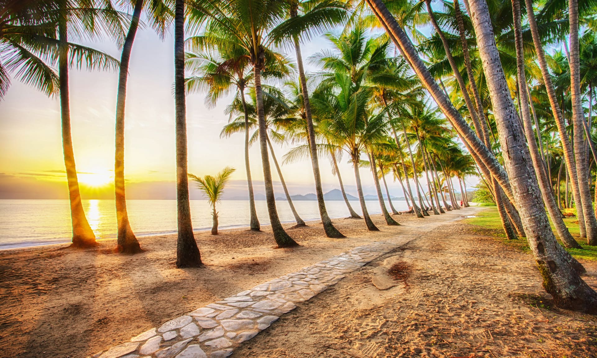 Flying Fish Point Holiday Rentals & Homes - Queensland, Australia | Airbnb