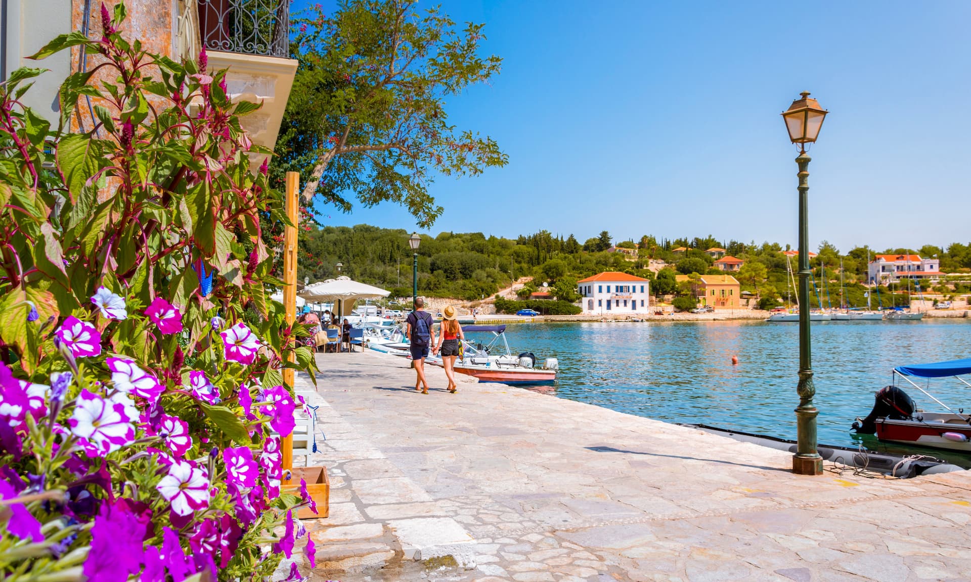 Assos Beach : hébergements à proximité pour votre voyage destination ...