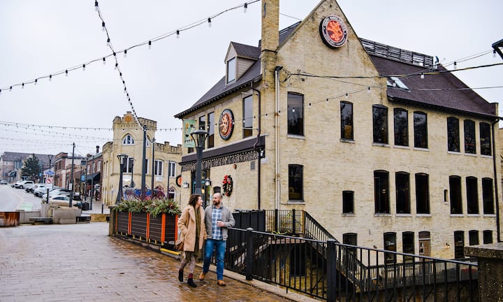 Places to stay near South Shore Park in Milwaukee (5 out of 5 ...