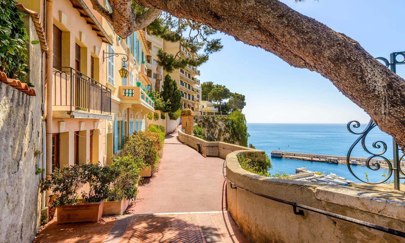 Lugares para ficar perto de Monte-Carlo Bay Hotel & Resort em Monaco ...