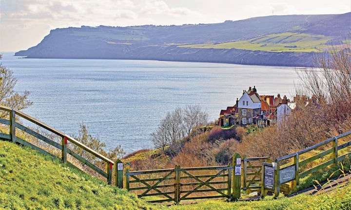 Whitby Abbey, Whitby, United Kingdom Vacation Rentals (5 out of 5) - Airbnb