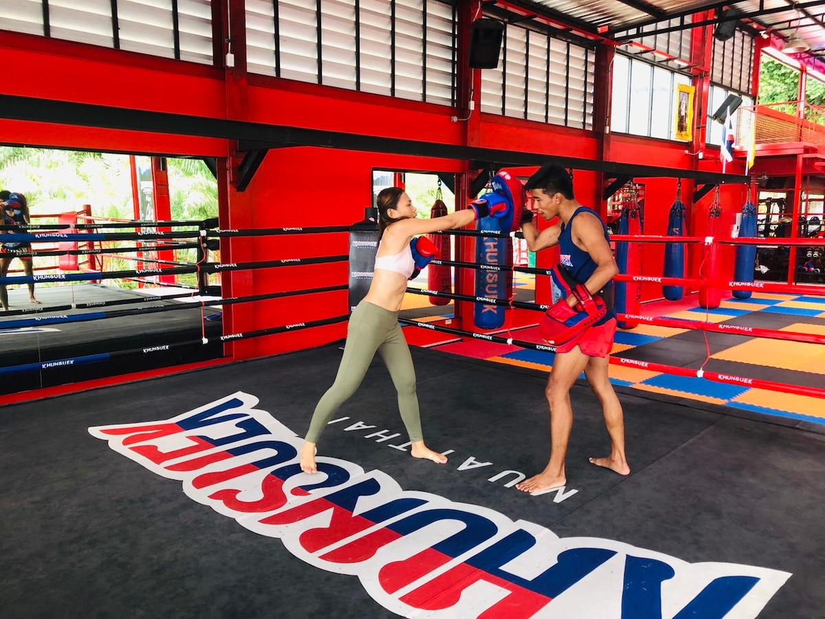 Thai Boxing by Timmy · ★4.88