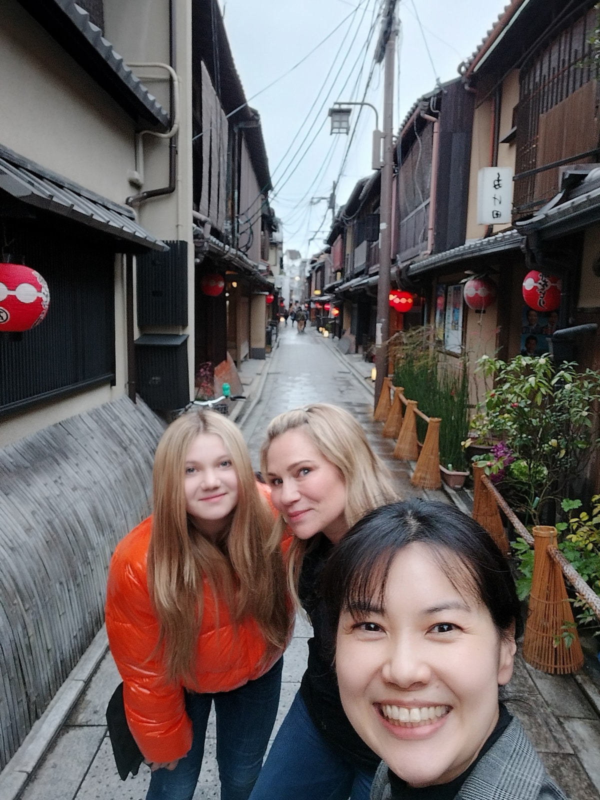 Watch a geisha show and explore Gion · ★5.0