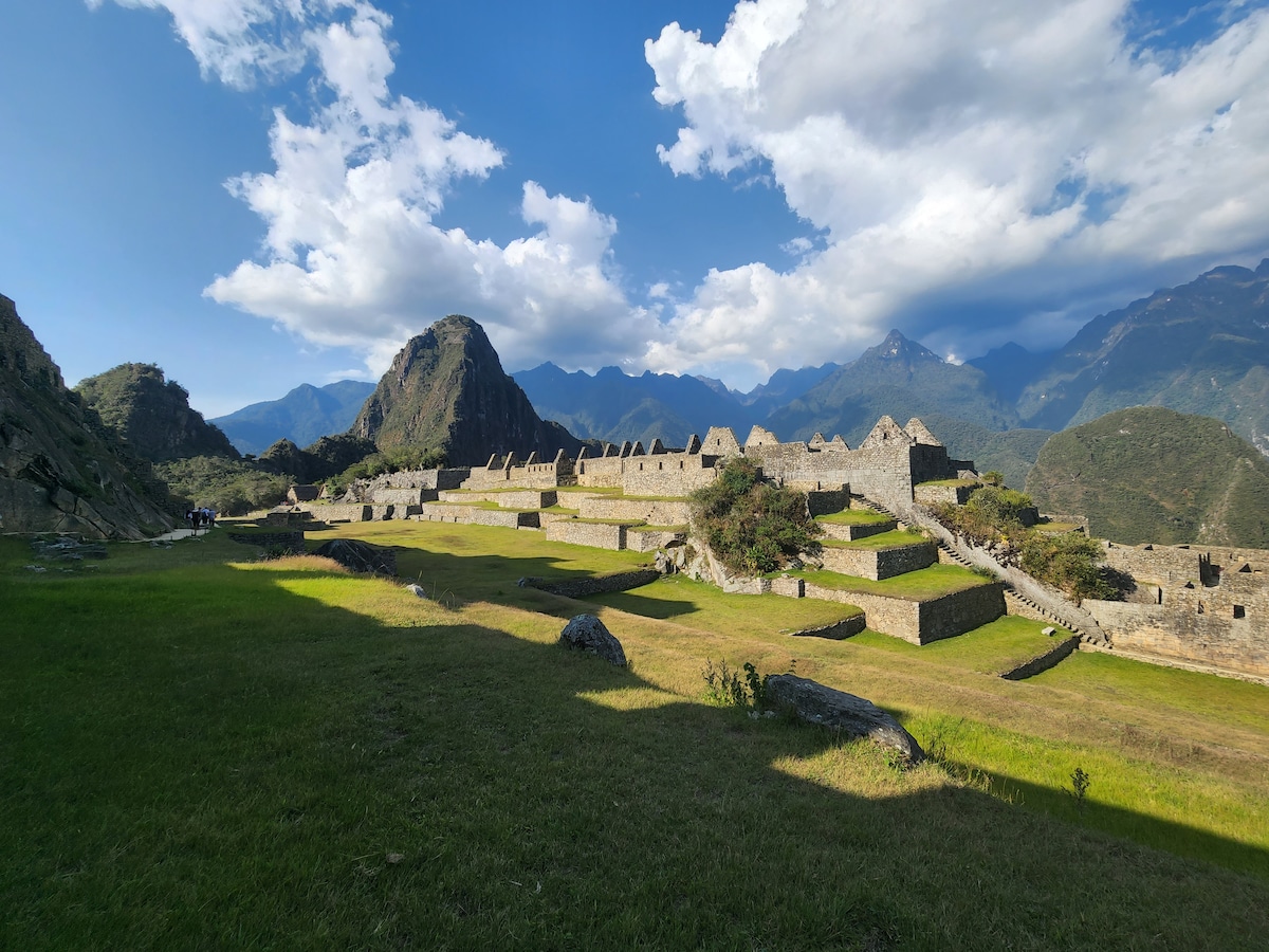 Guided tour in Machu Picchu