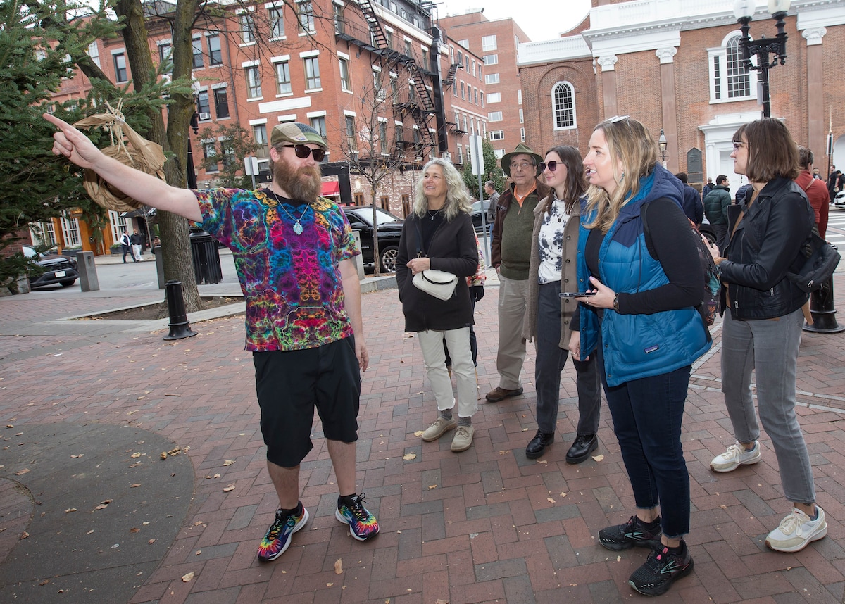 The boSTONER Cannoli Tour
