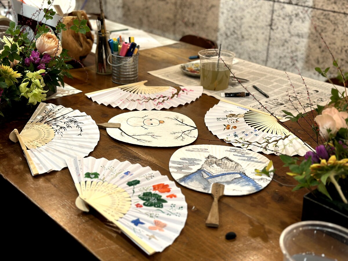 Japanese Fan Painting in a Tokyo Flower Shop