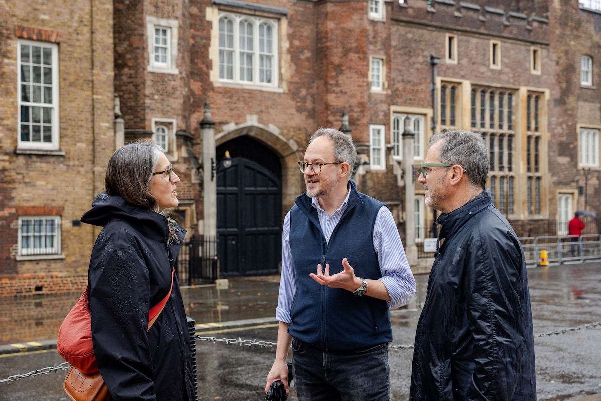 Walk London's most iconic clocks with a historian