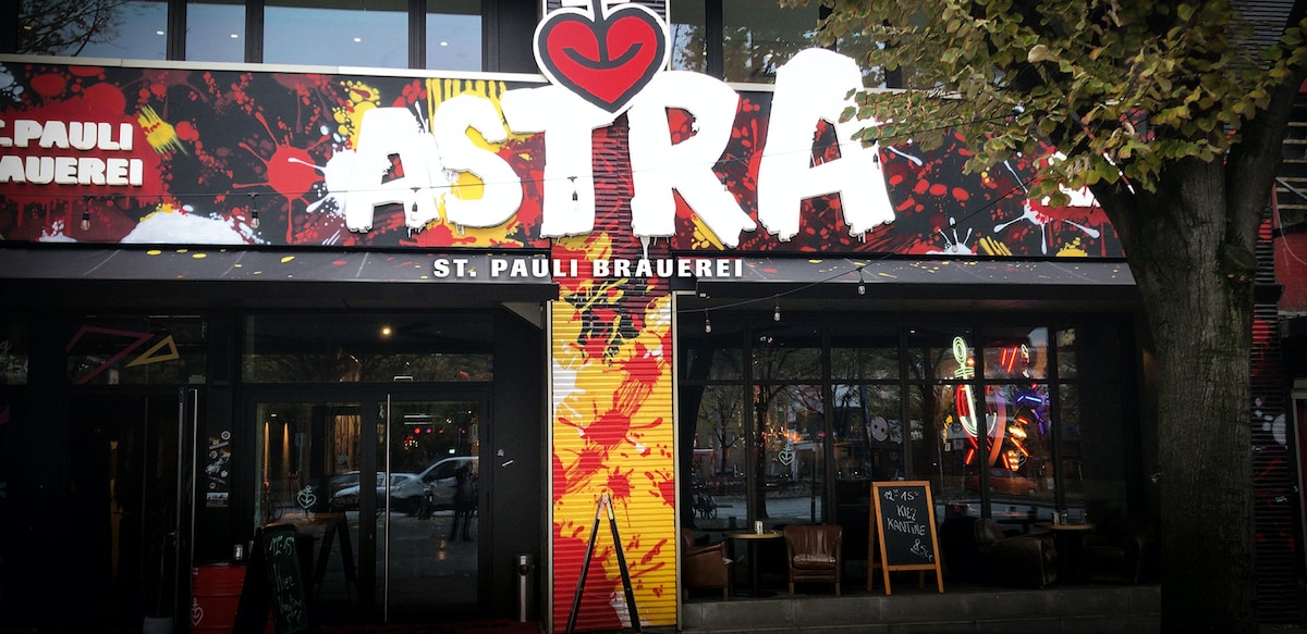 Get to know each other and: Reeperbahn's secrets