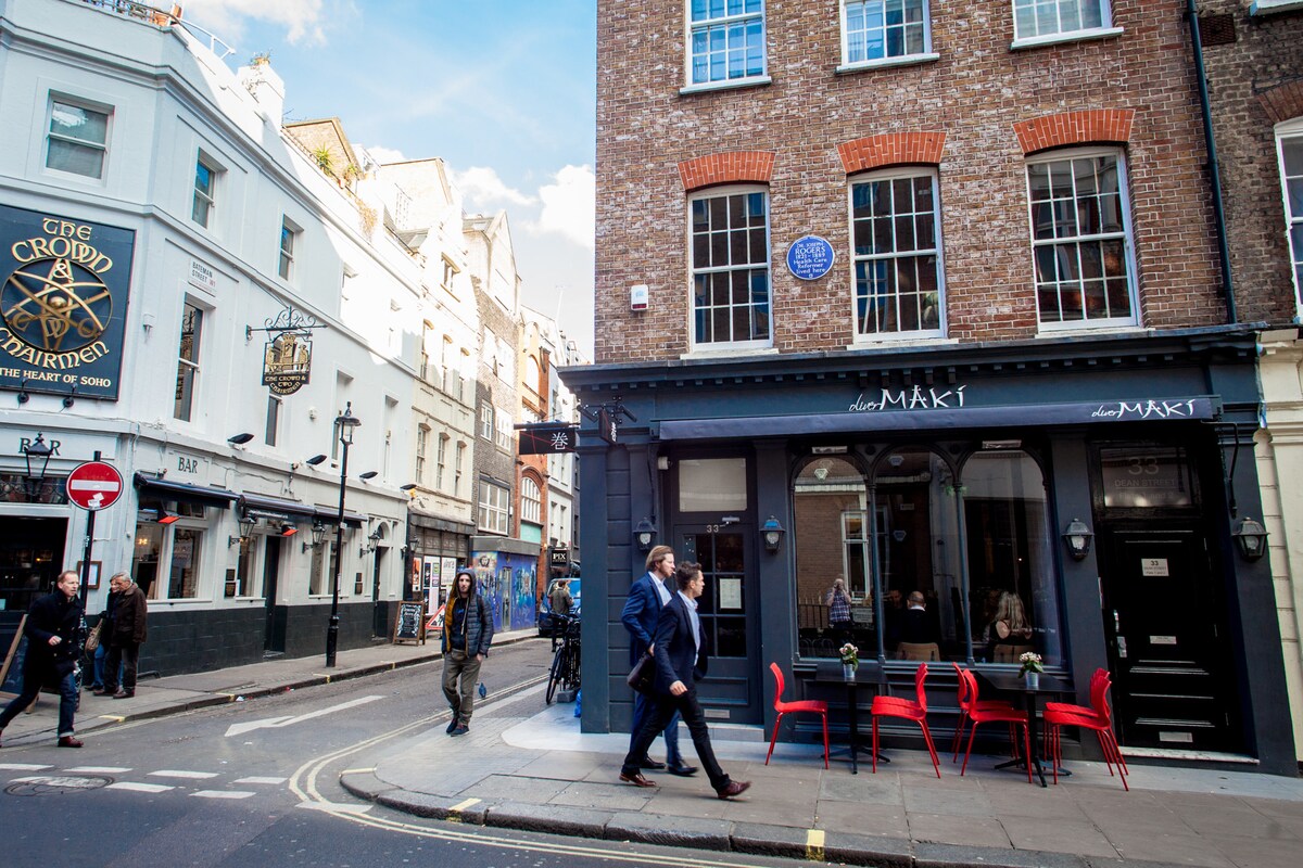 Soho Uncovered: London’s Rebel Heart