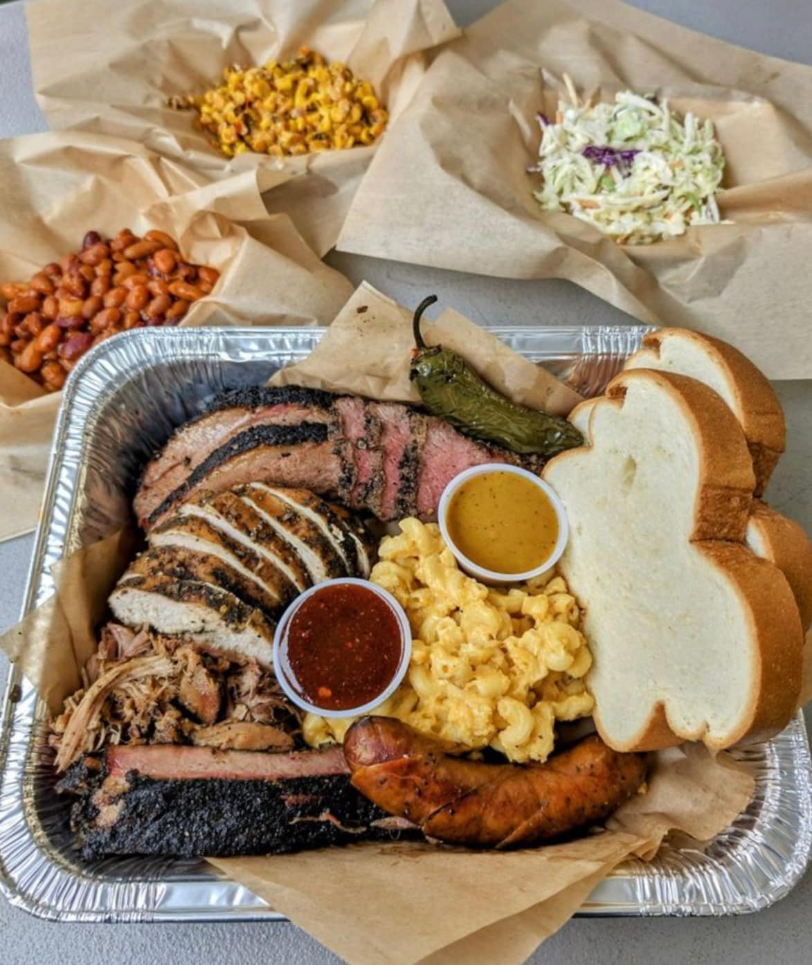 Fumée et feu avec le chef Escobedo