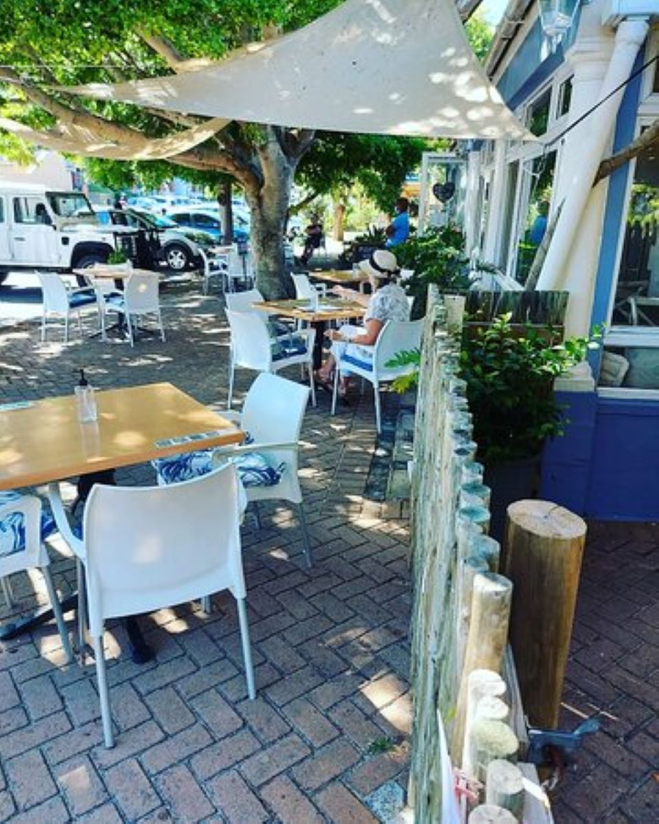 Learn to cook chackalaka, pap and Spinach