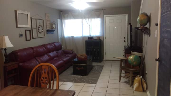 Home Away From Home - Bryan, TX