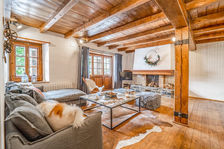 Apartament Rústic Rehabilitat El Tarter Hut:07663 - Andorra