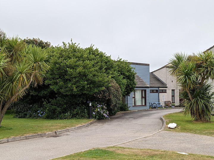 2 Bedroom Holiday Home By St Agnes & Perranporth. - St Agnes