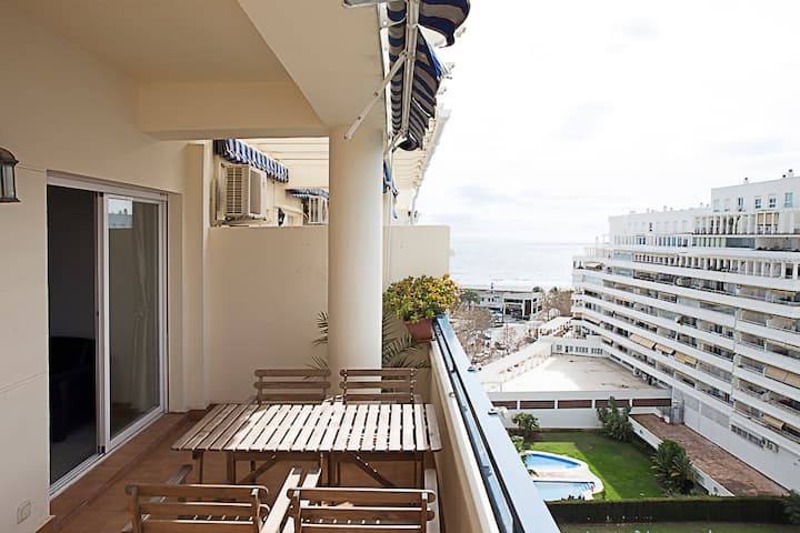 Comfortable Seaside Apartment - Marbella