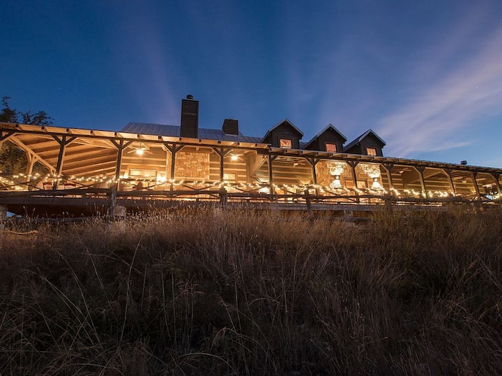 1000 Acre Selah Springs Ranch - sleeps 60 - Farm stays for Rent in ...