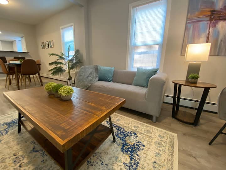 Lovely Longmont, Pet Friendly Home! - Longmont, CO