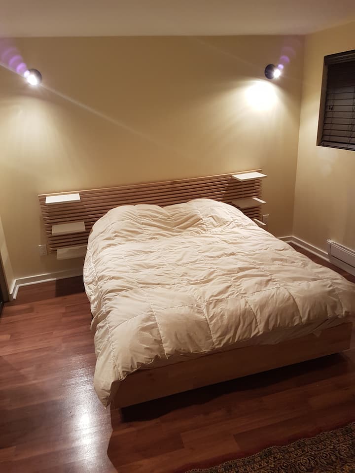 The Yellow Room - Vancouver