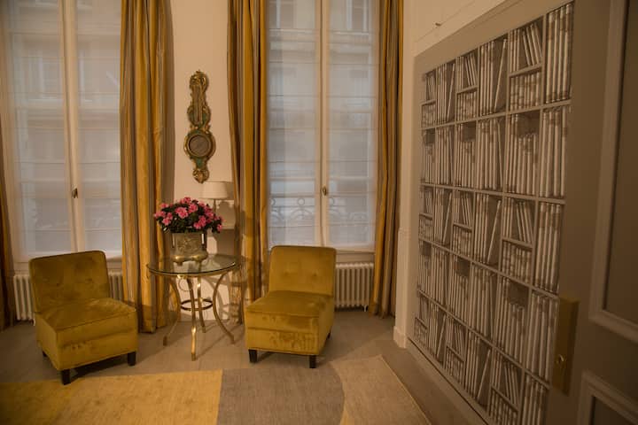 Luxurious Brand New Studio In Champs–elysees - Paris