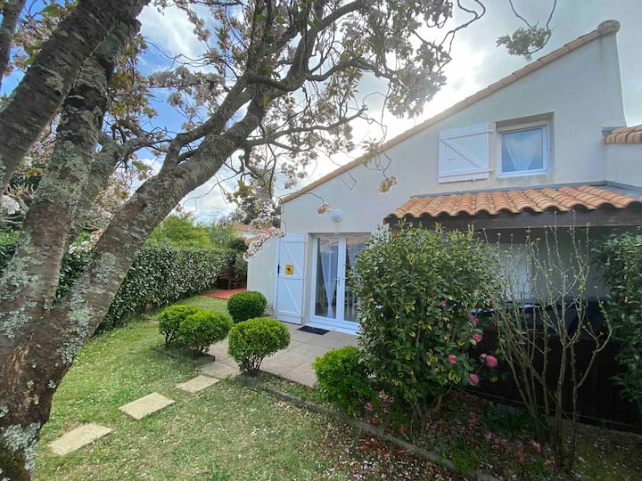 Aurora Surf Lodge Maison Plage - Longeville-sur-Mer