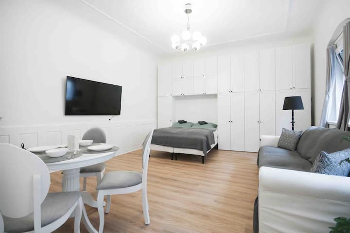 Good Old Times Apartment - Bratislava