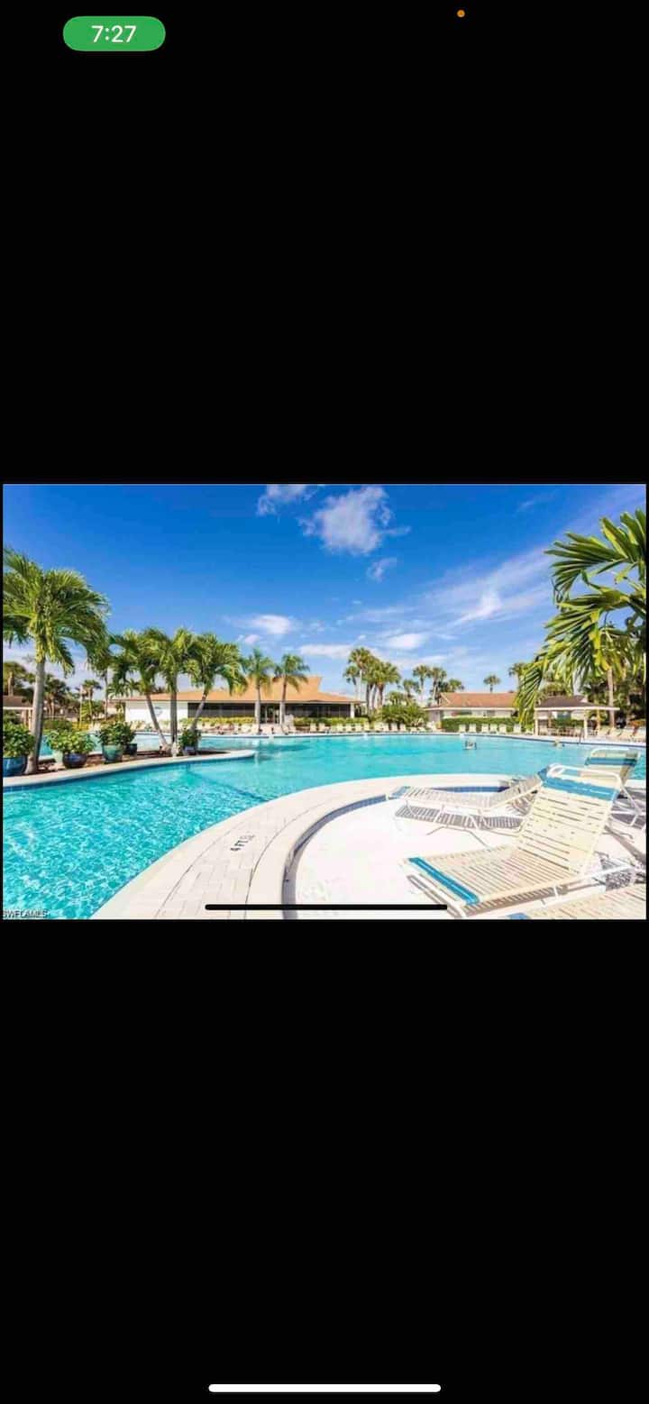 Fantastic Florida Condo Ii With Resort Style Pool - Naples, FL