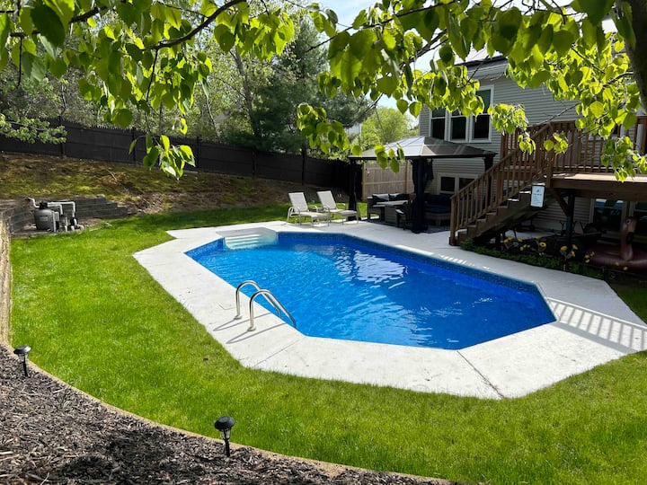 The Plymouth Pool House - Myles Standish State Forest, Carver