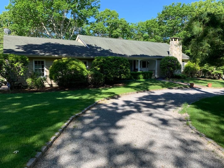 Hampton Bays Relaxation Oasis - Mattituck, NY
