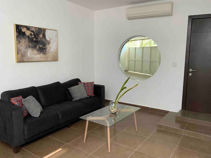 Moderna Y Confortable Casa - Mérida