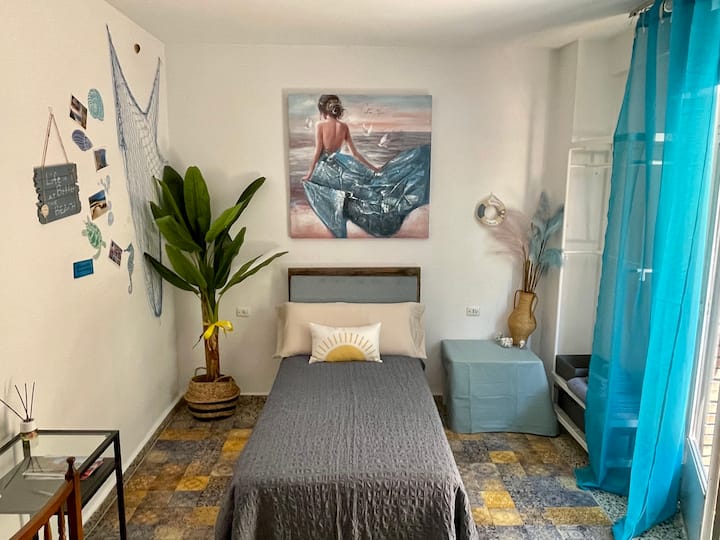 A La Playa (Beach Room) - Salamanca