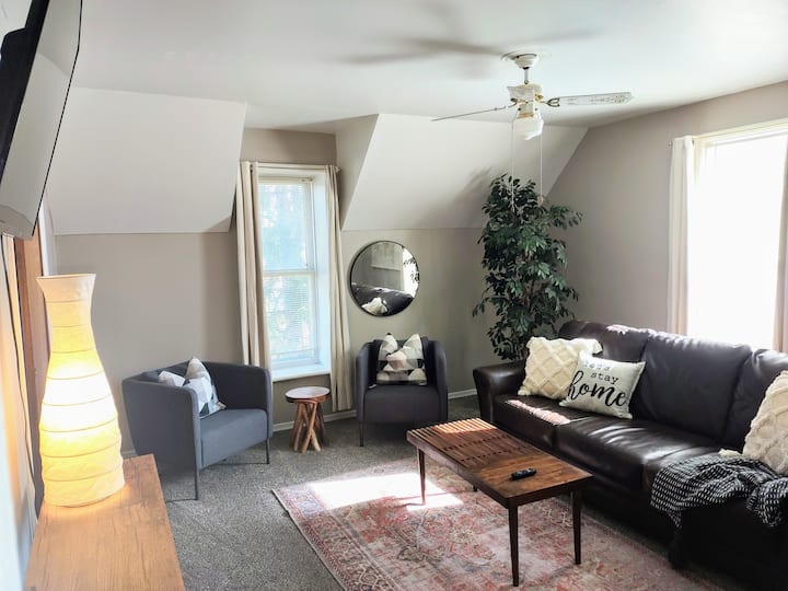 Cozy Getaway At Orchard Creek Cottages - Spearfish, SD