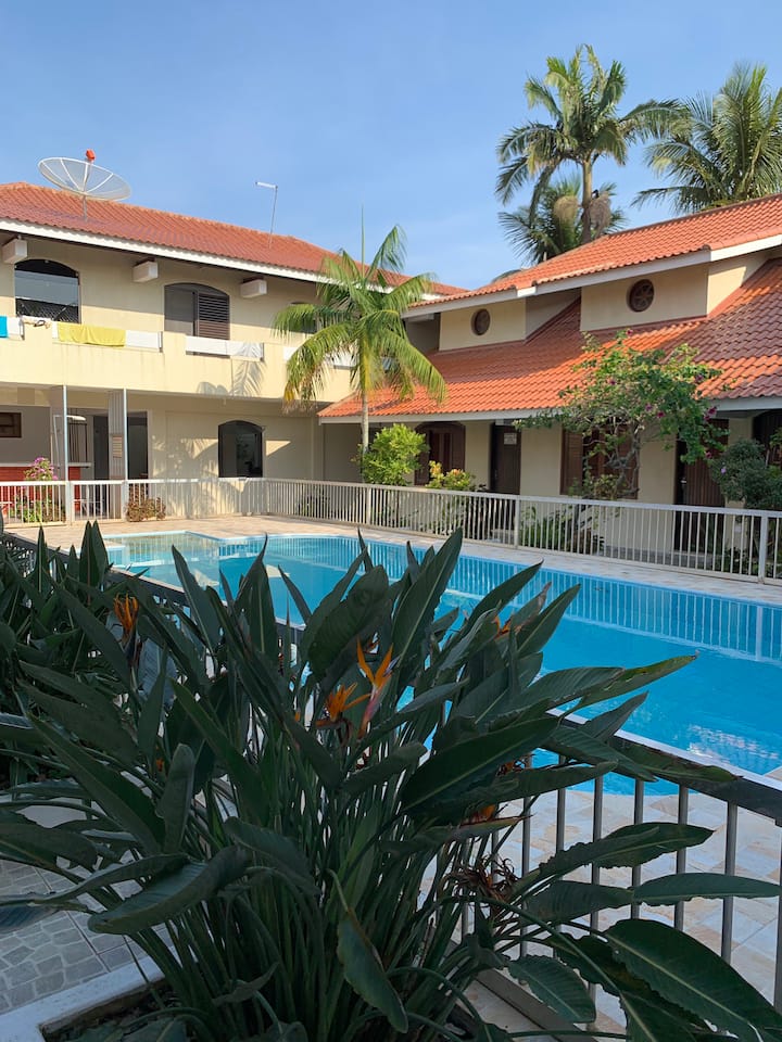 Peruibe Com Piscina, Churrasqueira, Frente A Praia - Peruíbe